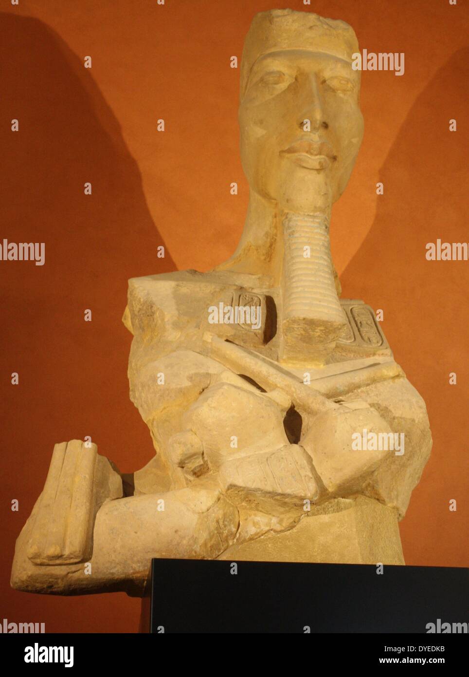 Amenhotep iv statue hi-res stock photography and images - Alamy