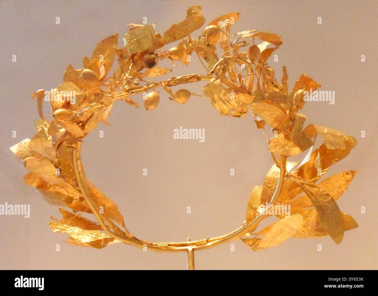 Greek gold hi-res stock photography and images - Alamy