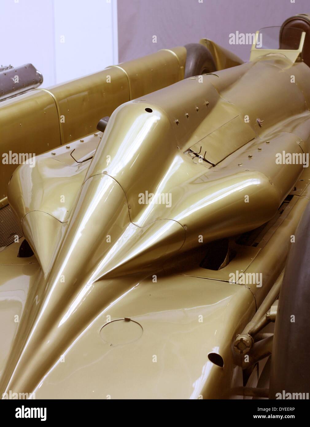 Golden Arrow 1929. Driven by Major Henry Segrave in an attempt to break ...