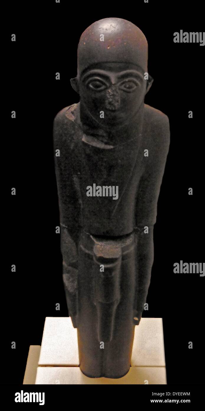 Basalt Statuette 'MacGregor Man' 3100 B.C. Polished Black Basalt Figure ...
