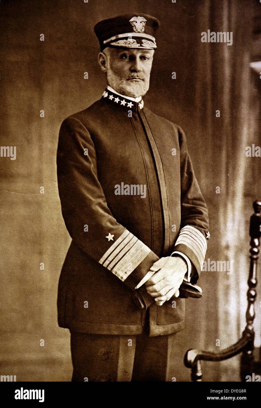 Admiral william sims hi-res stock photography and images - Alamy