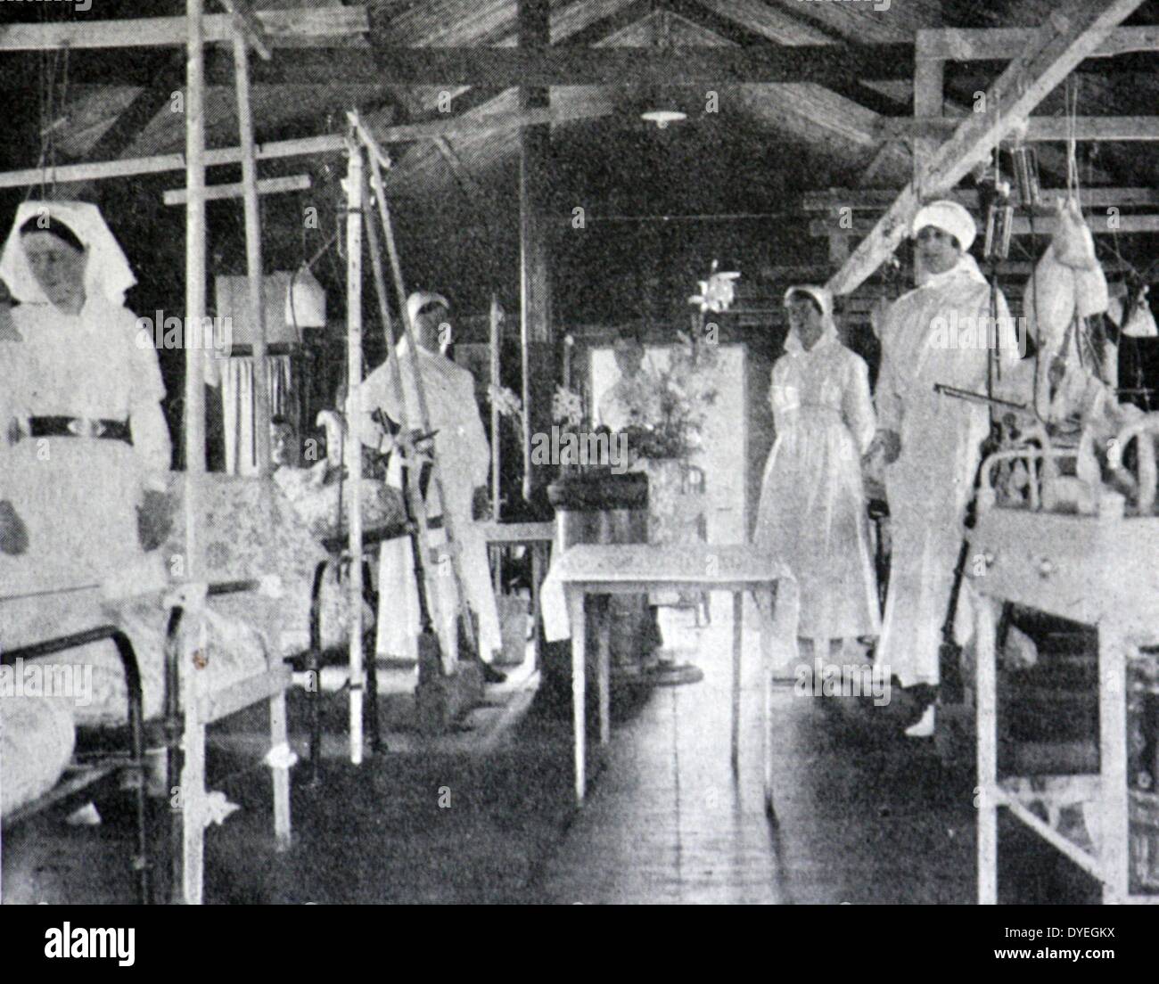 Wwi first world war women gender war effort nurse healing hi-res stock ...