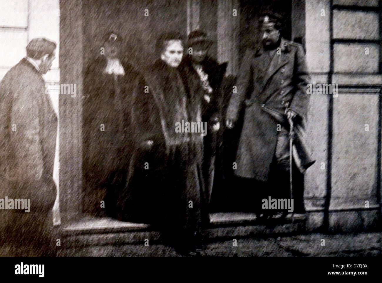 First world war queen hi-res stock photography and images - Alamy