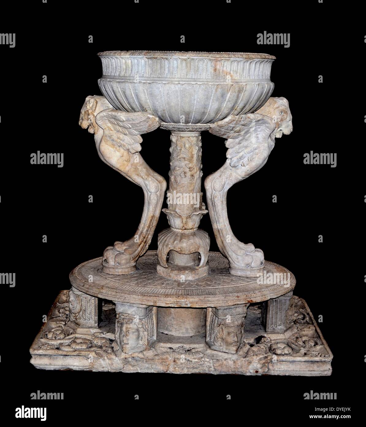 Fluted basin hi-res stock photography and images - Alamy