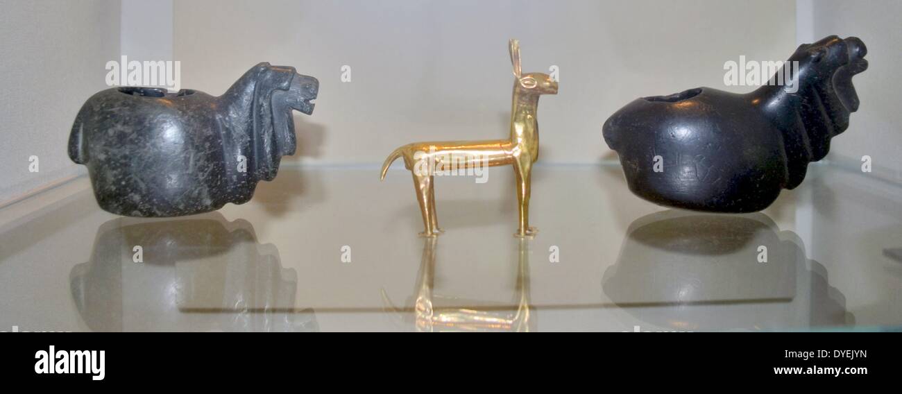 Gold and stone llama inca culture, hi-res stock photography and images ...