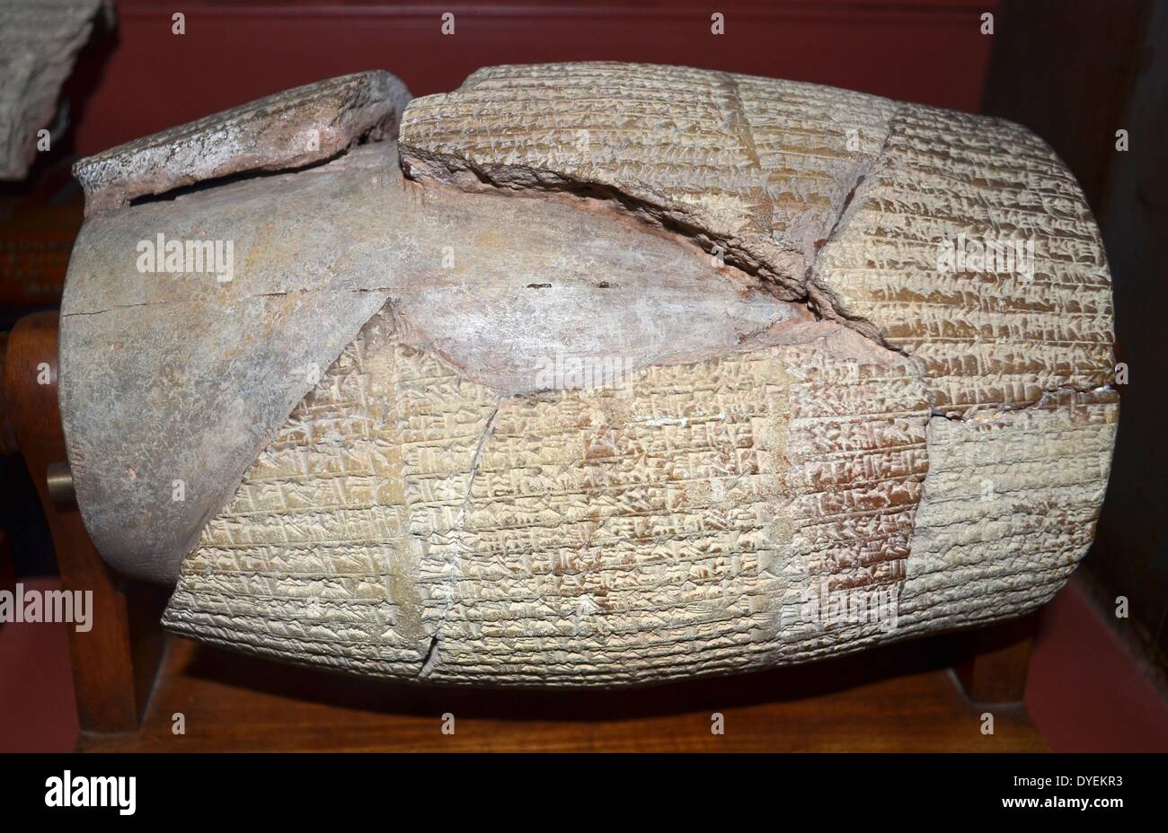 Clay prism cylinder babylonian cuneiform mesopotamia inscription hi-res ...