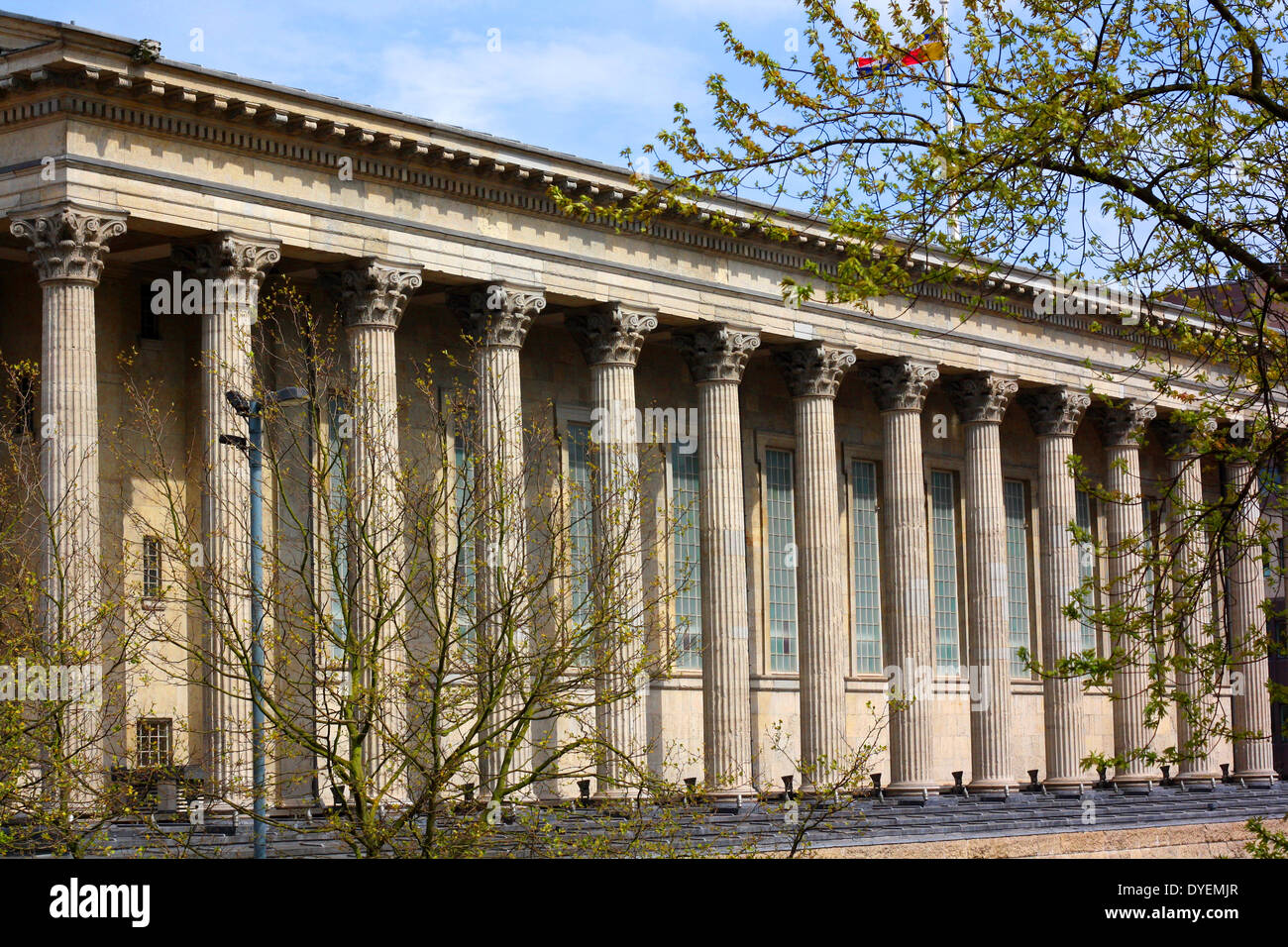 Birmingham Town Hall, concert hall and venue for popular assemblies ...