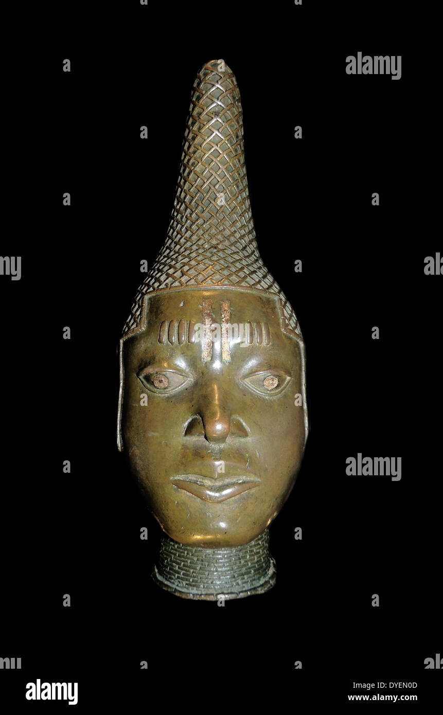 Nigeria oba people hi-res stock photography and images - Alamy