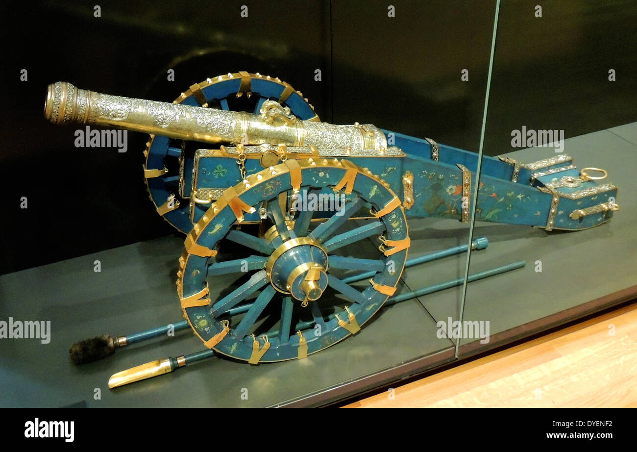 Canon presented by the Dutch colonial administrator, to the King of ...