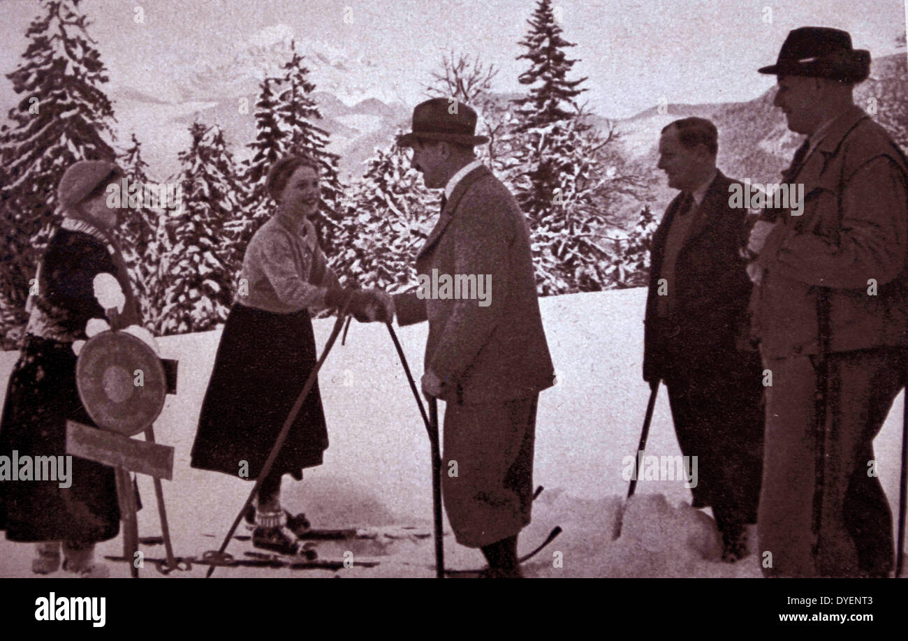 Adolf hitler at obersalzberg hi-res stock photography and images - Alamy