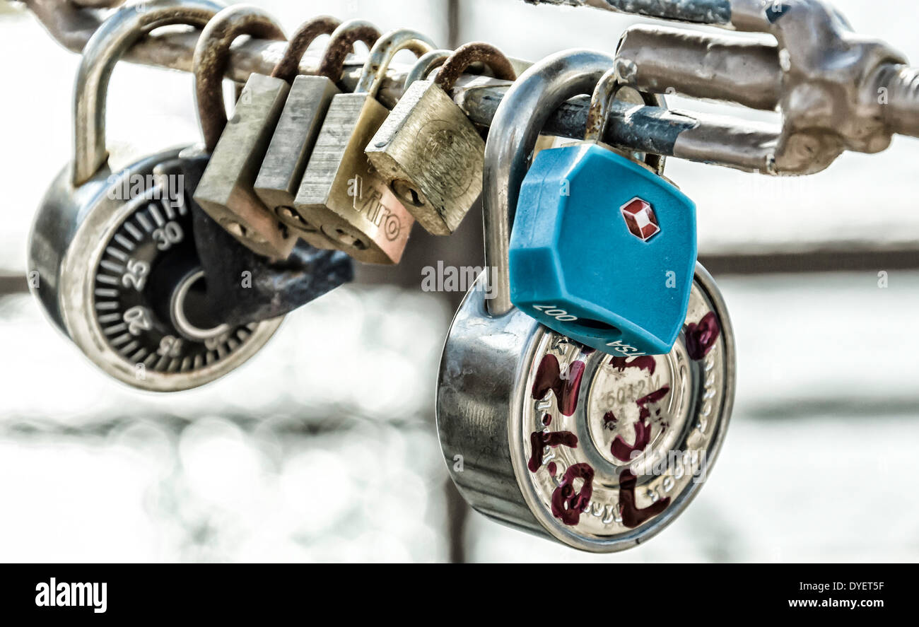 Ny brooklyn padlock hi-res stock photography and images - Alamy