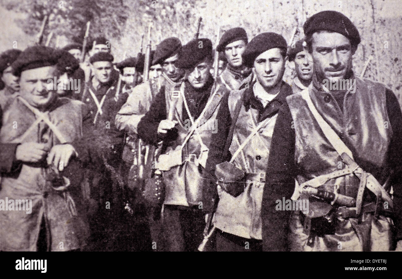 Spanish civil war: soldiers from the International Brigade, (Republican ...