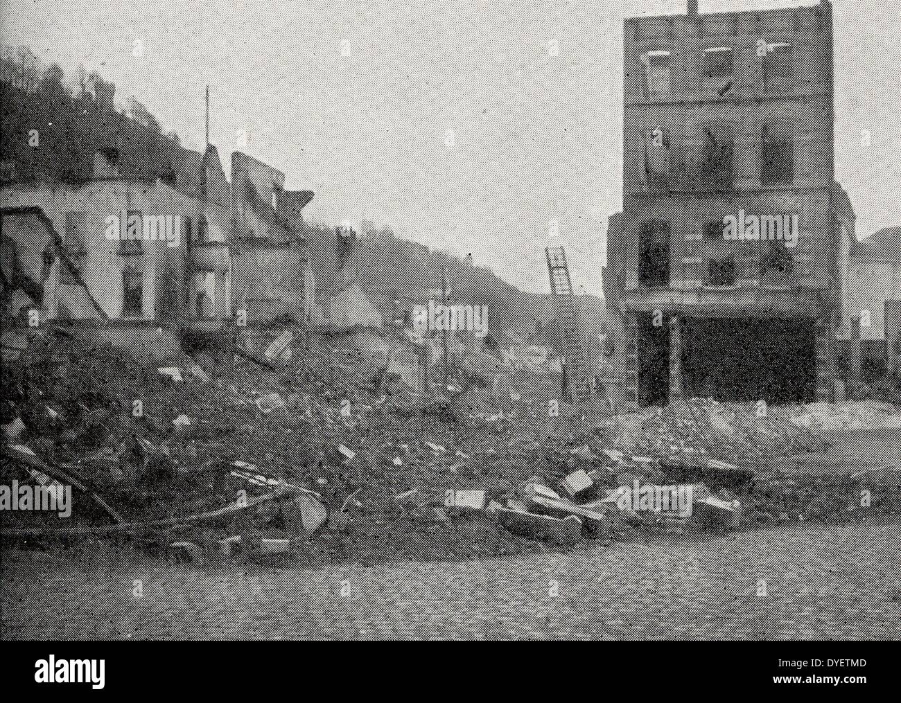 World war i damage hi-res stock photography and images - Alamy