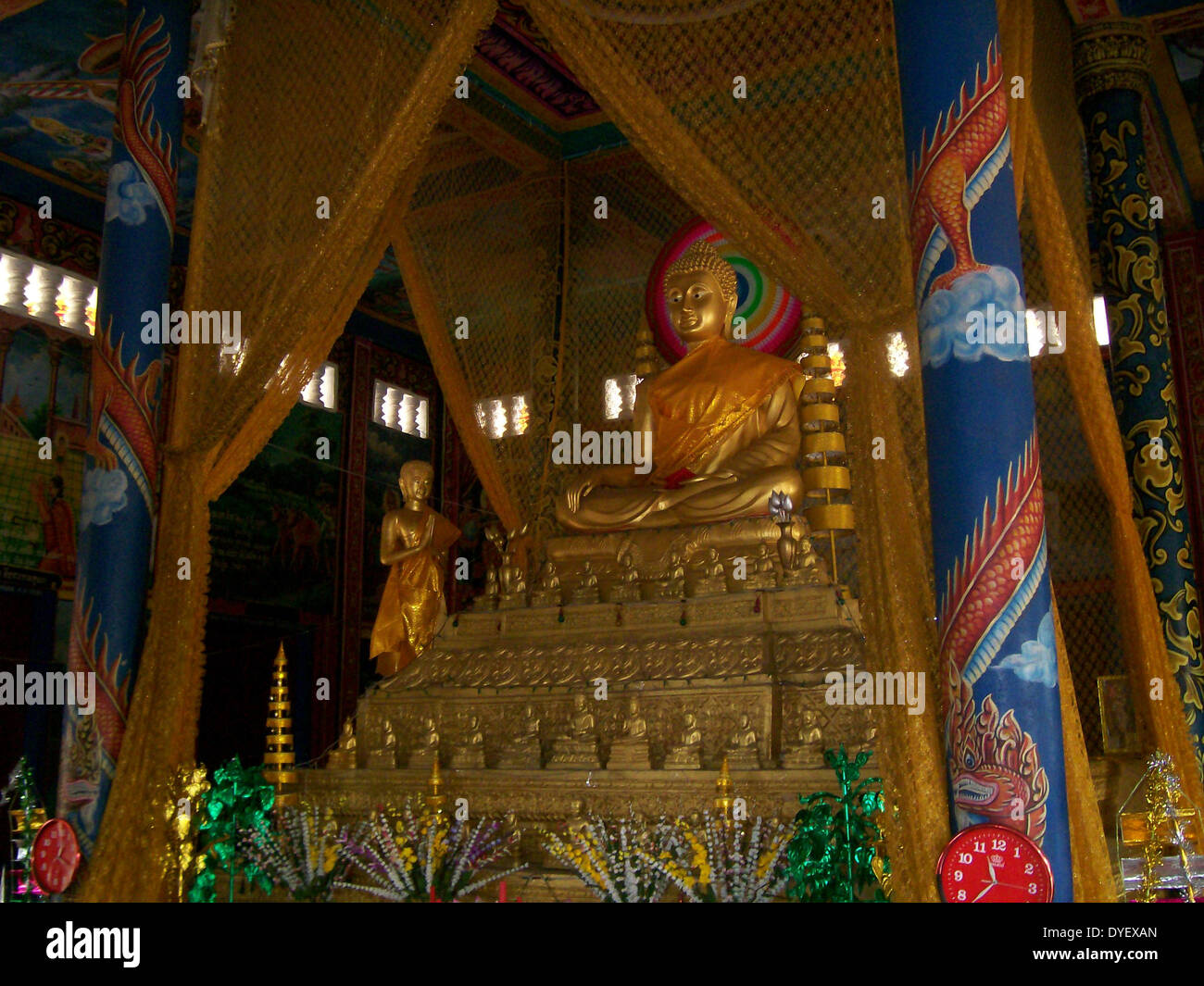 Interior of new temple, Sihanoukville, Cambodia Stock Photo - Alamy