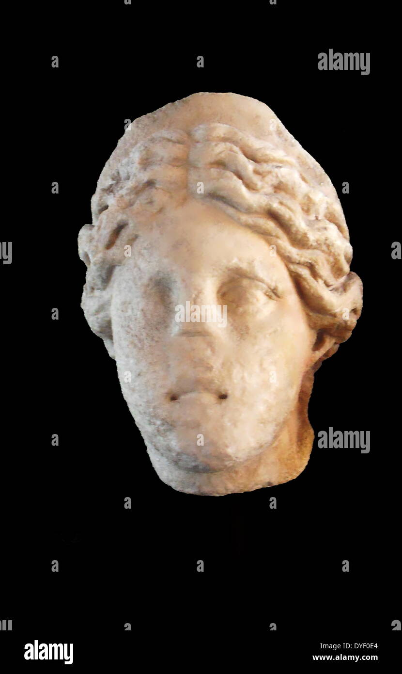 Ancient rome sculpture woman hi-res stock photography and images - Alamy