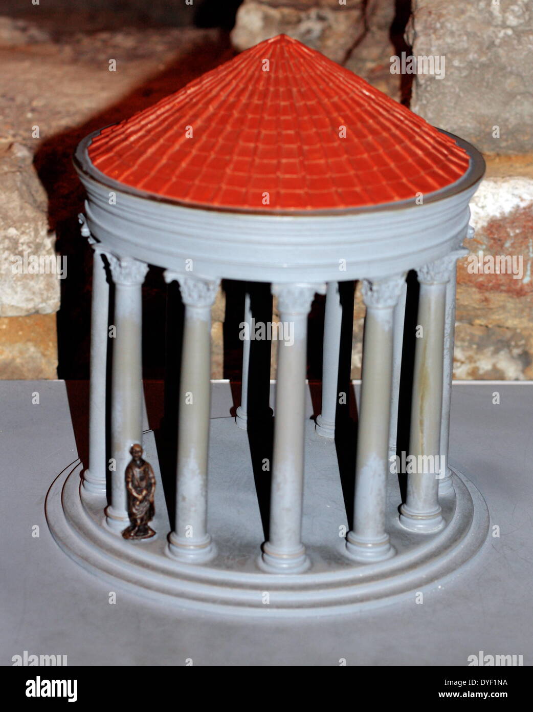Model reconstruction of the 4th century Sulis Minerva baths, temple and ...