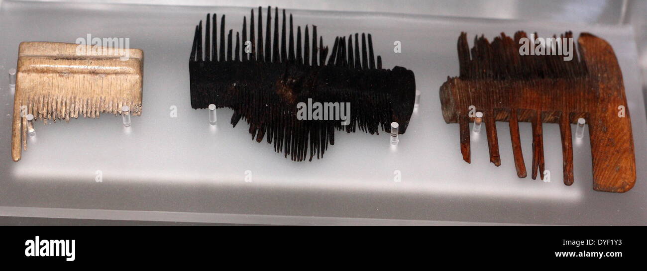 Roman combs held in Bath museum. Circa 1st-4th century AD Stock Photo ...
