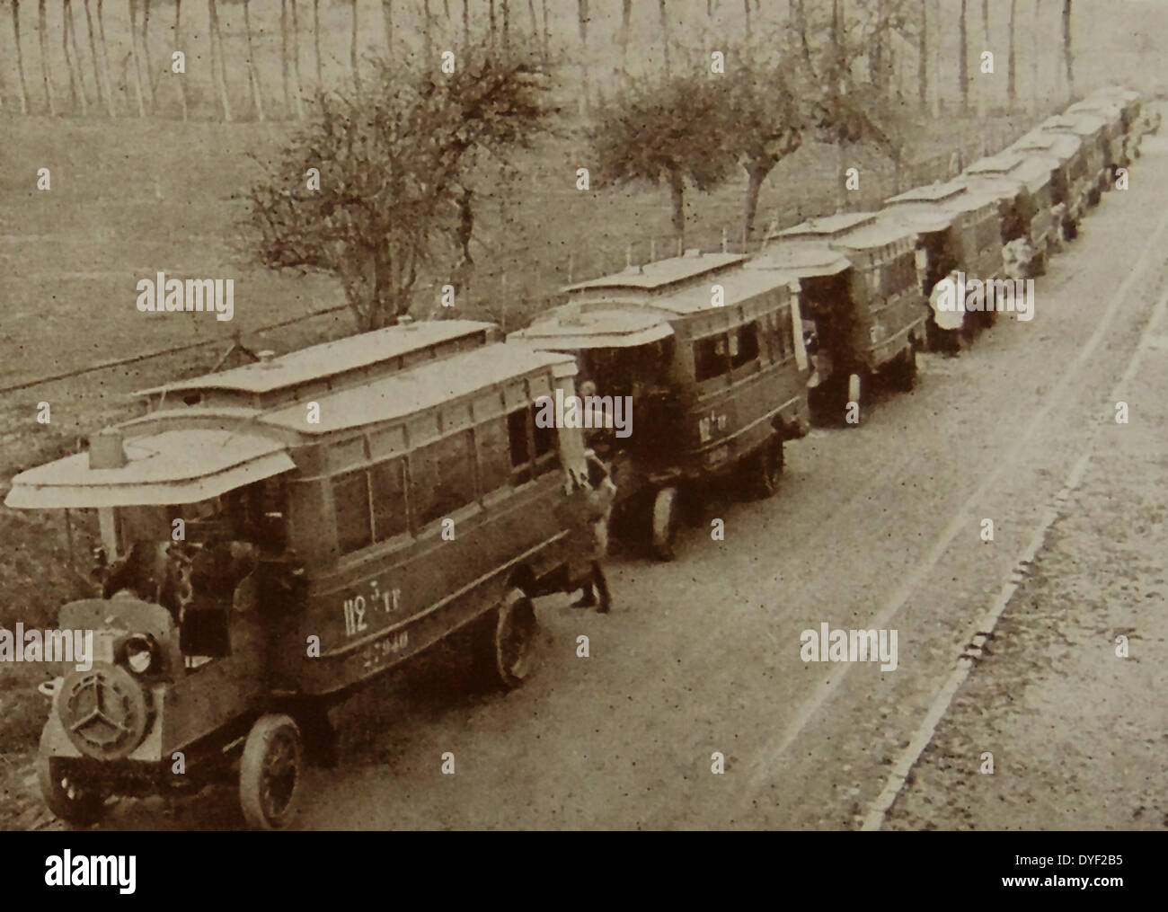 World war one bus hi-res stock photography and images - Alamy