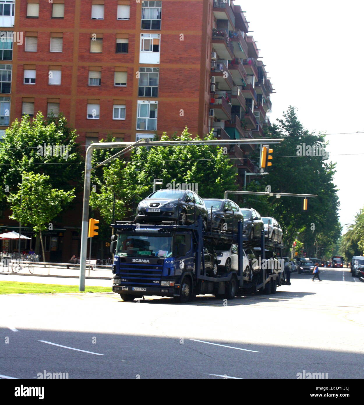 Heavy Duty Lorry Transporting New Cars 2013 Stock Photo - Alamy