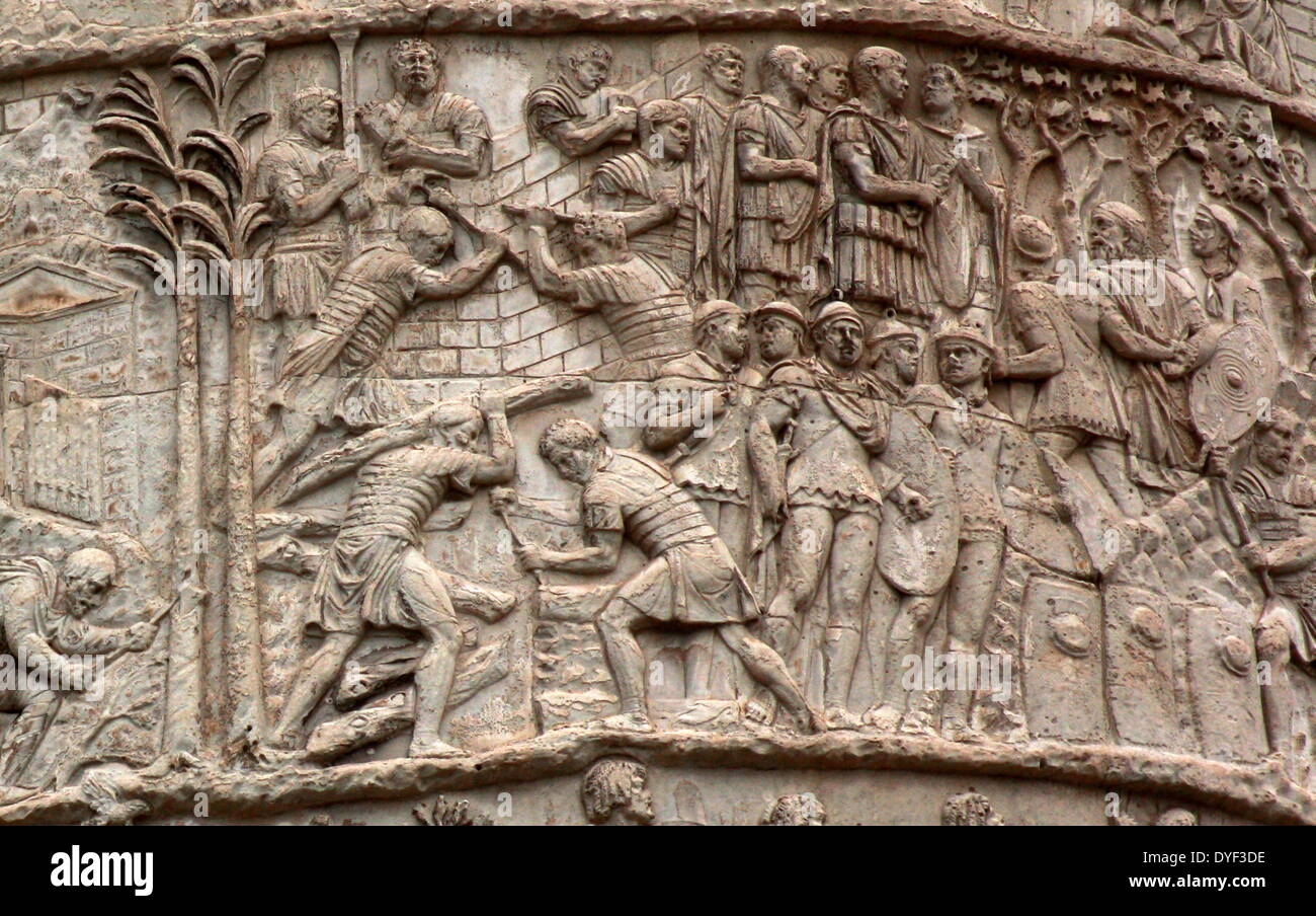 Trajan column relief emperor roman war battle soldiers dacian wars hi ...