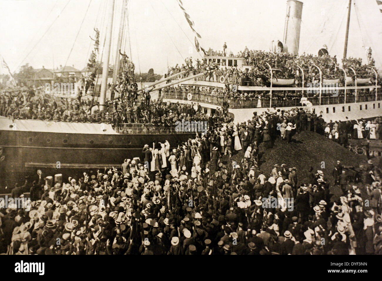 Photograph of a farewell scene at the troopship "Princess Sophia" in ...