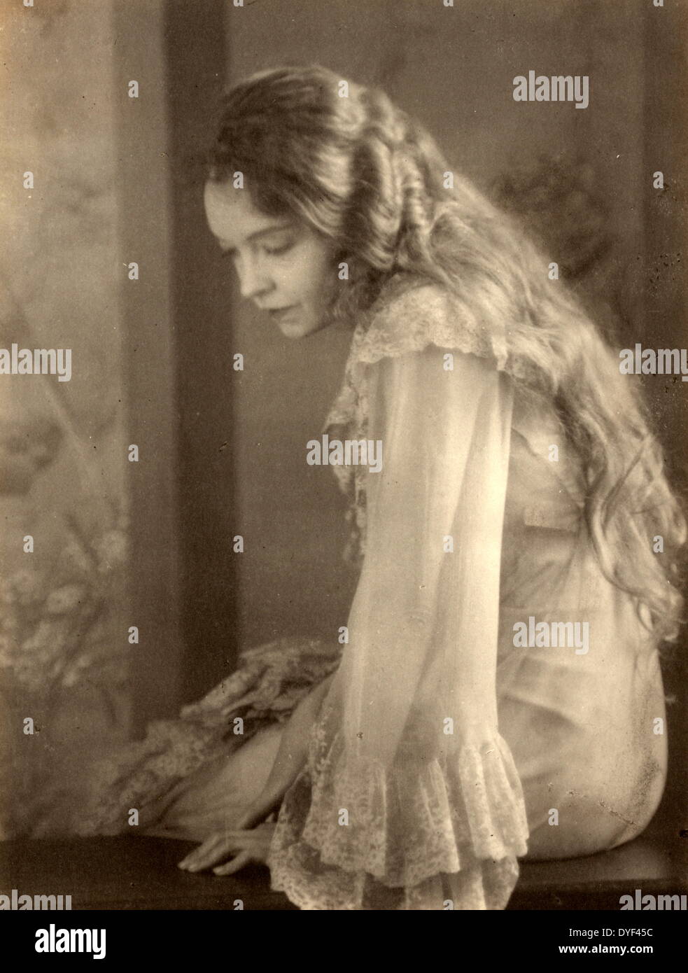 Lillian Gish Hair