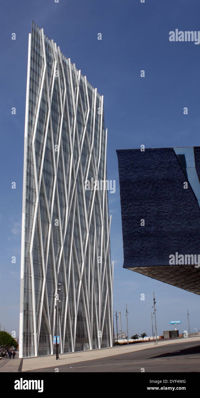 Skyscraper building barcelona architecture glass geometric hi-res stock ...
