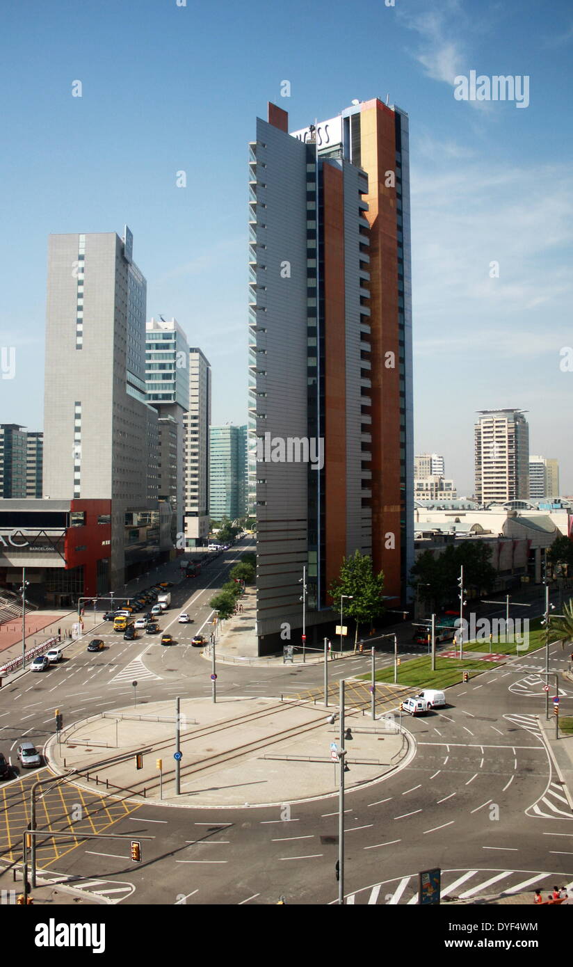 Skyscraper building barcelona architecture roundabout hi-res stock ...