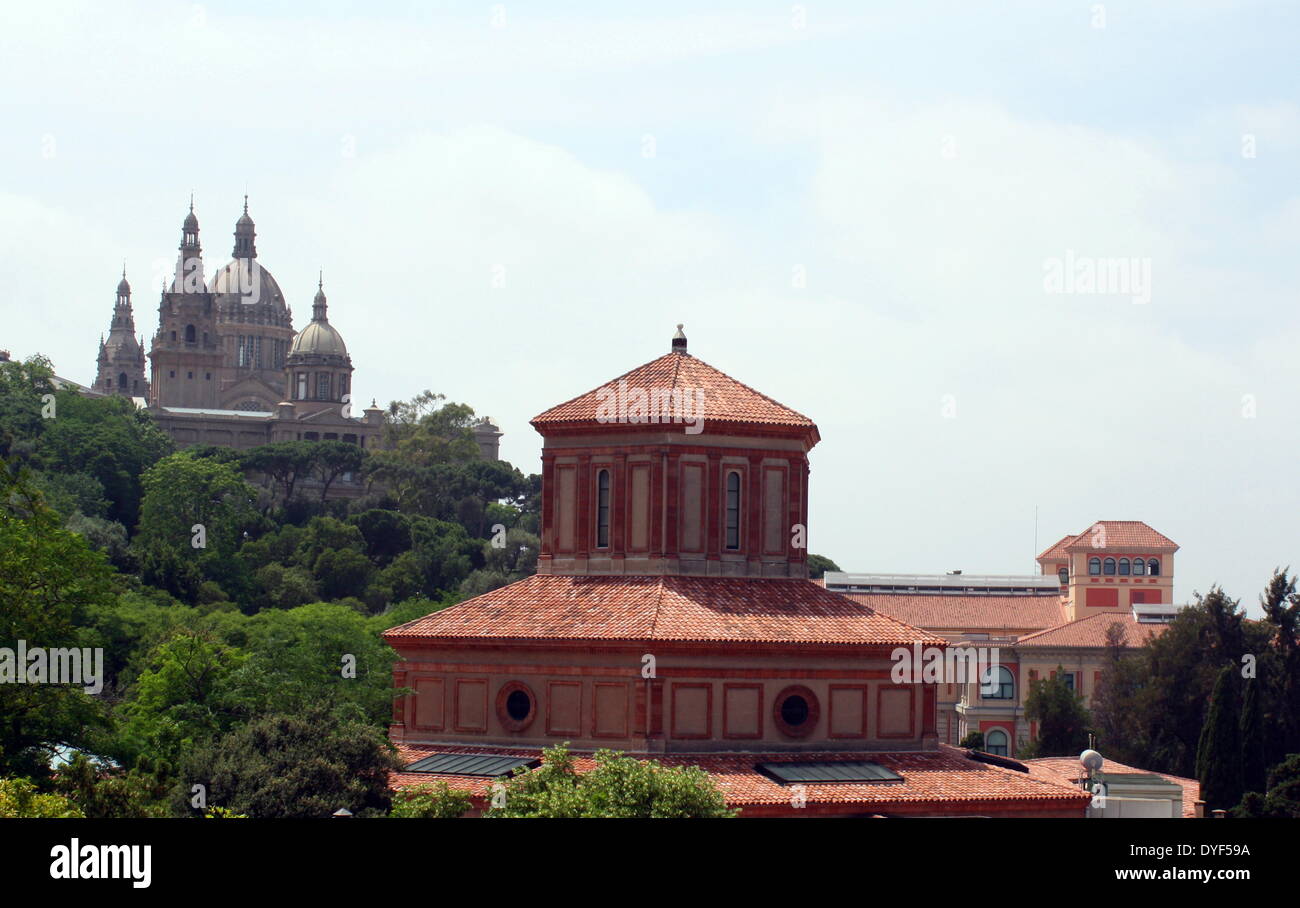 Contemporary spanish building 2013 hi-res stock photography and images ...
