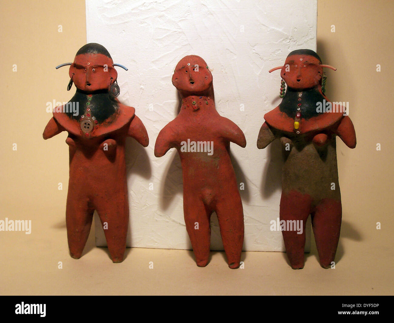 Clay dolls africa hi-res stock photography and images - Alamy