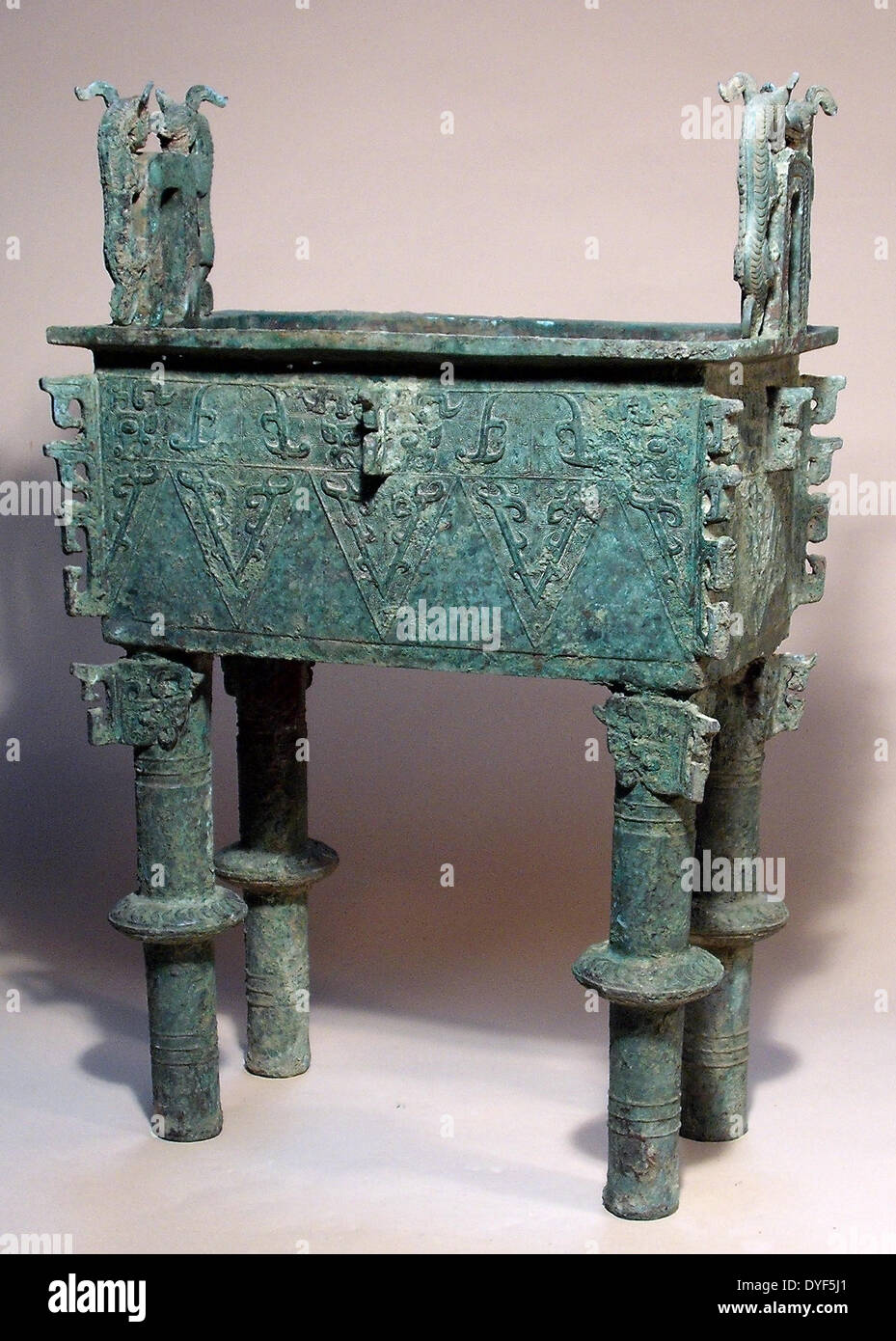 Ancient China: Food vessel (Fang Ding), Western Zhou Dynasty, 1027 ...
