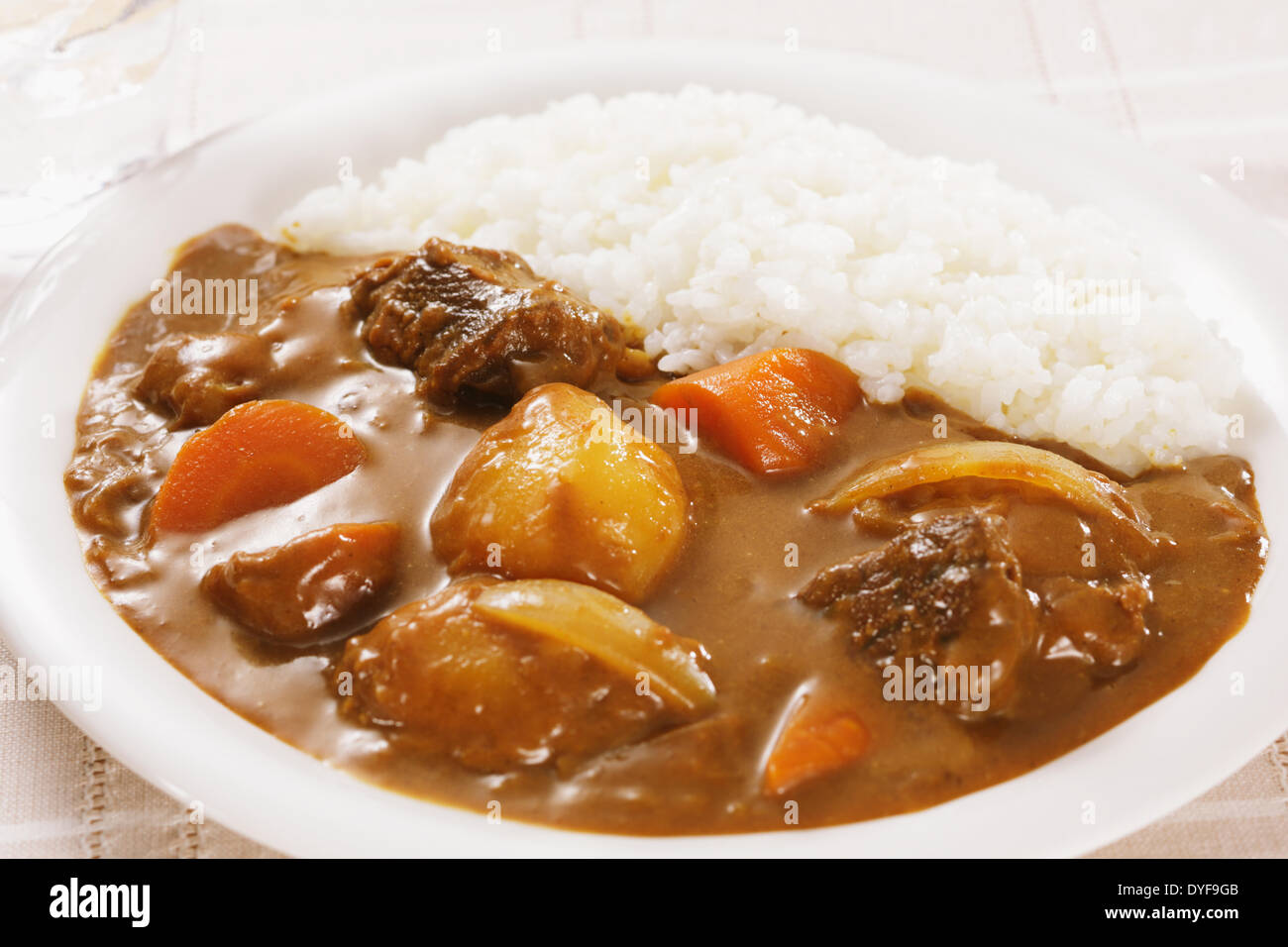 Standard tableware hi-res stock photography and images - Alamy