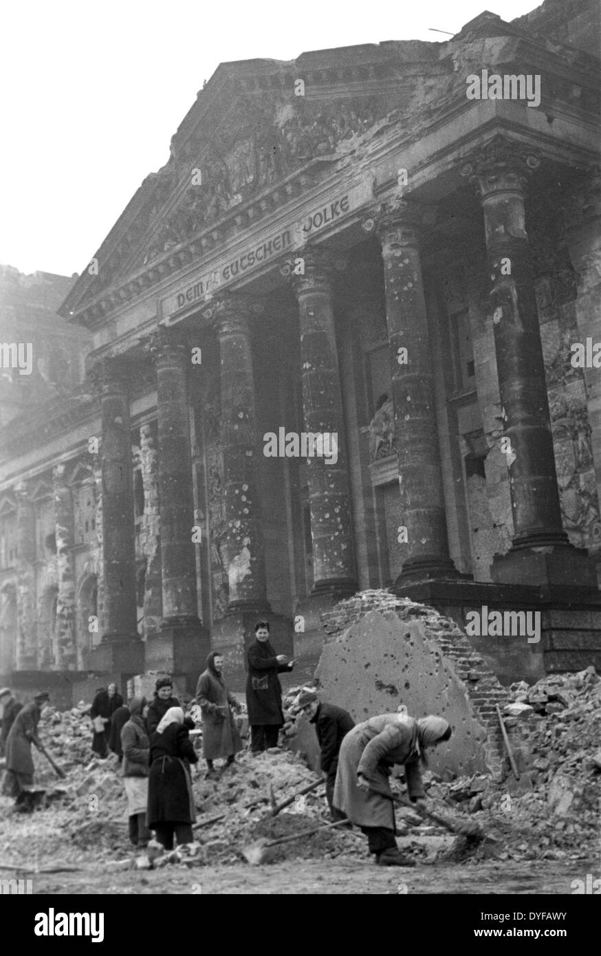 Rubble women berlin Black and White Stock Photos & Images - Alamy