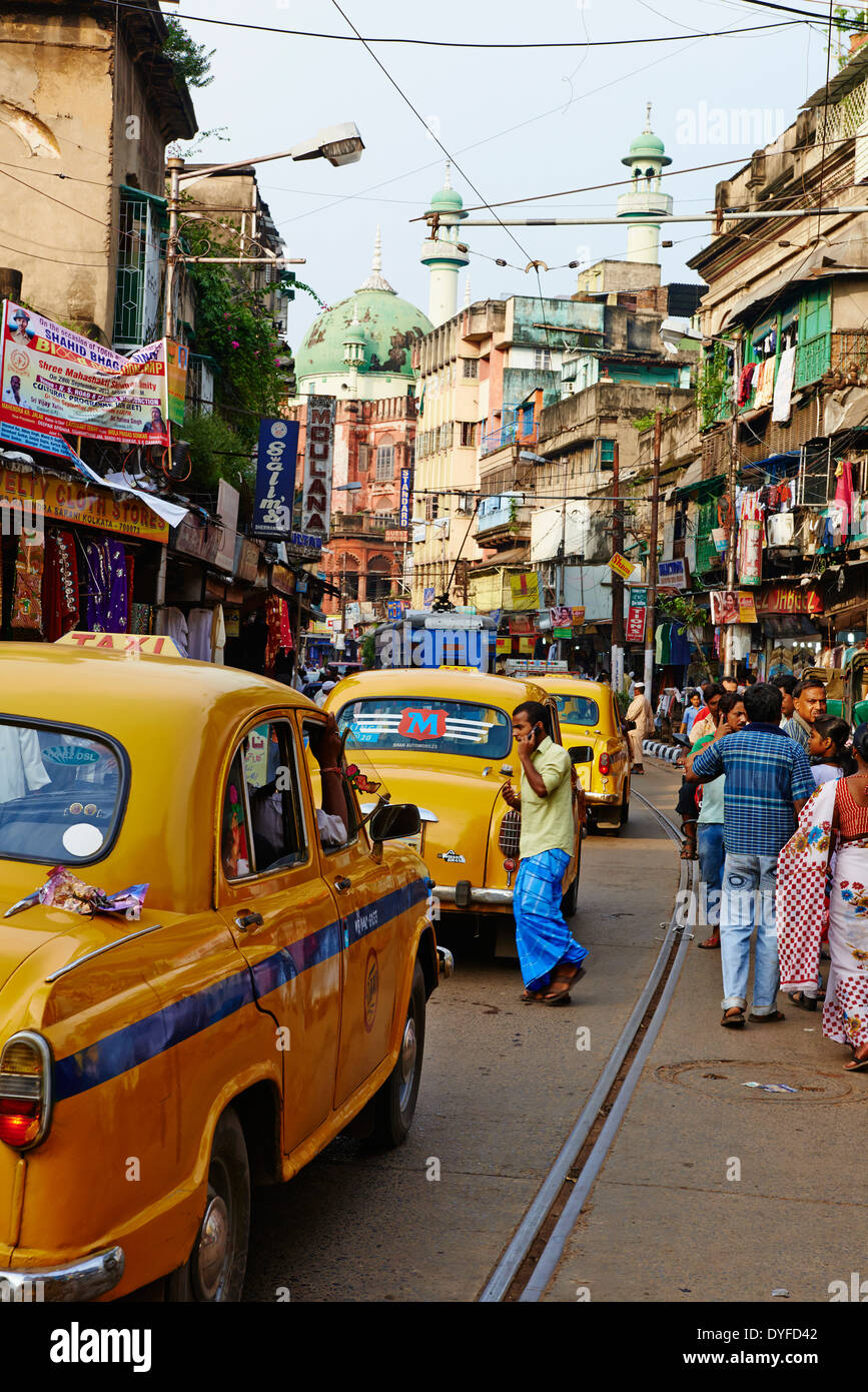 India West Bengal Kolkata Calcutta Rabindra Sarani Street Stock india-west-bengal-kolkata-calcutta-rabindra-sarani-street-stock