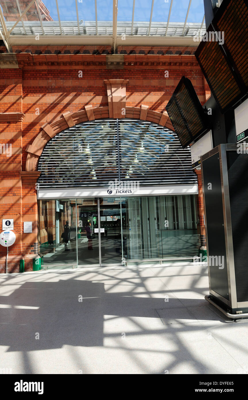 Nottingham East Midlands Train Station.2014 Stock Photo - Alamy