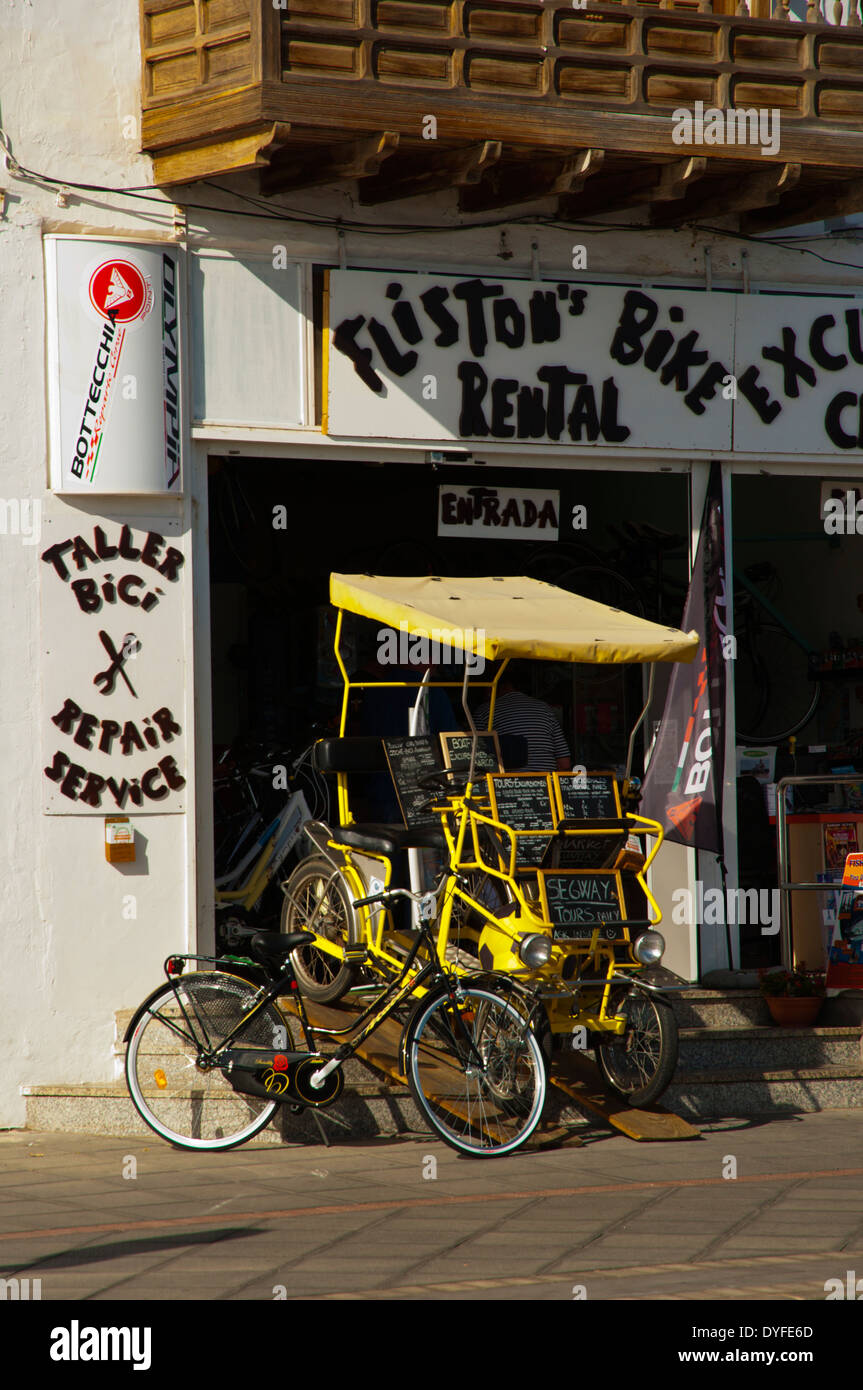 Bike rental shop hi-res stock photography and images - Alamy