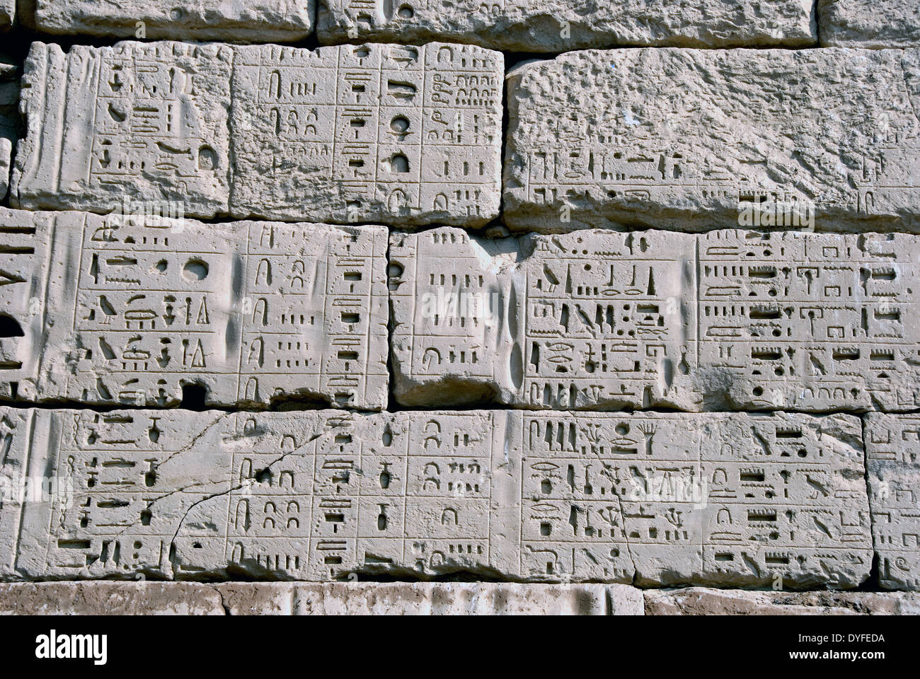 Ancient egyptian numbers hi-res stock photography and images - Alamy