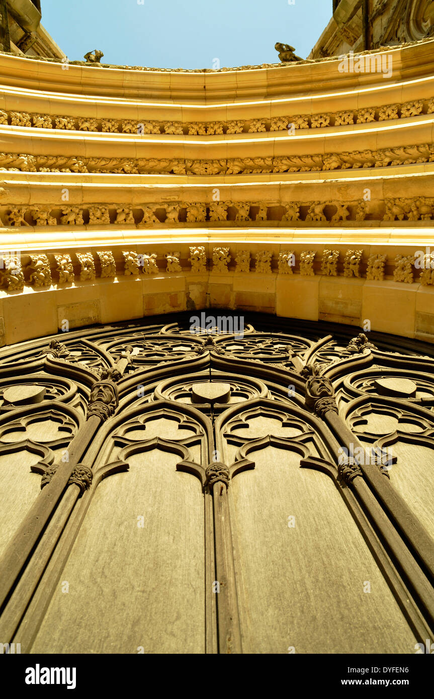 York Minster doorway arch Stock Photo - Alamy
