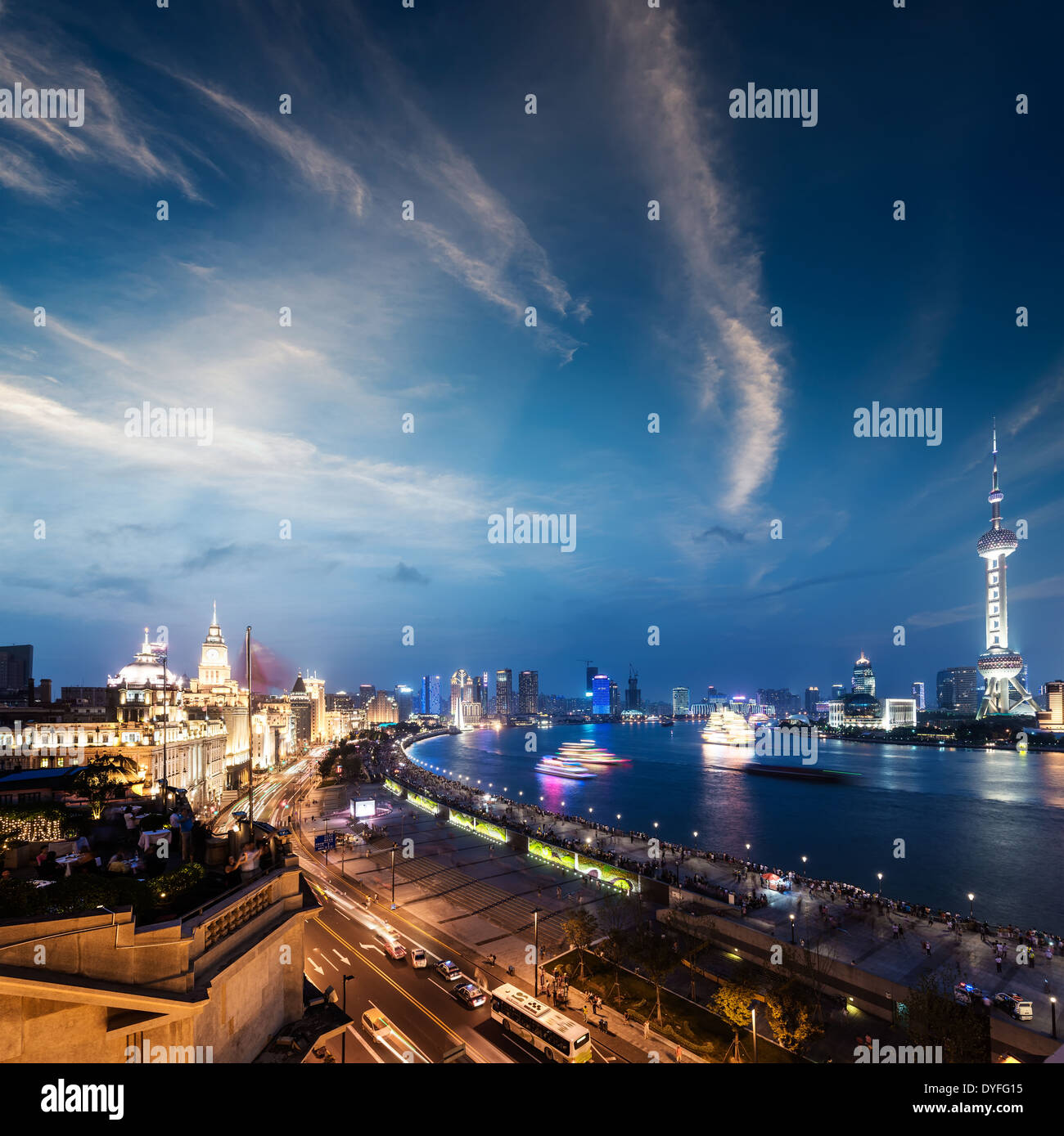 Traffic waterfront dusk view shanghai hi-res stock photography and ...