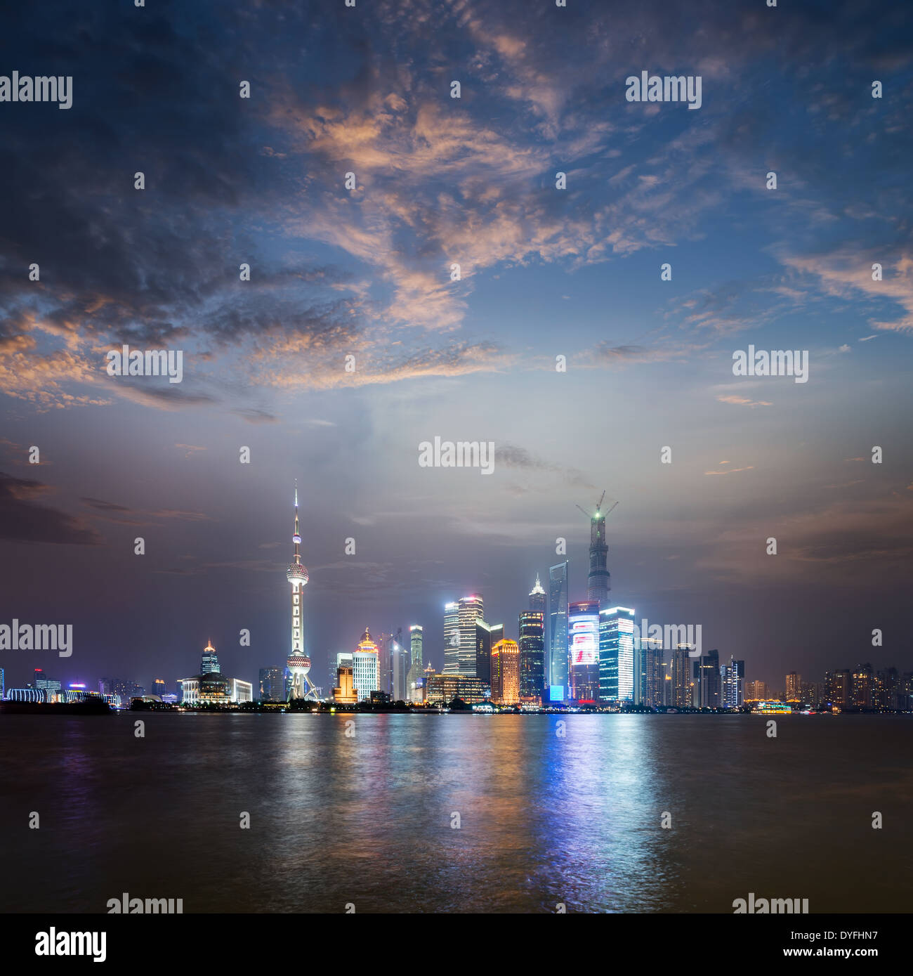 Traffic waterfront dusk view shanghai hi-res stock photography and ...