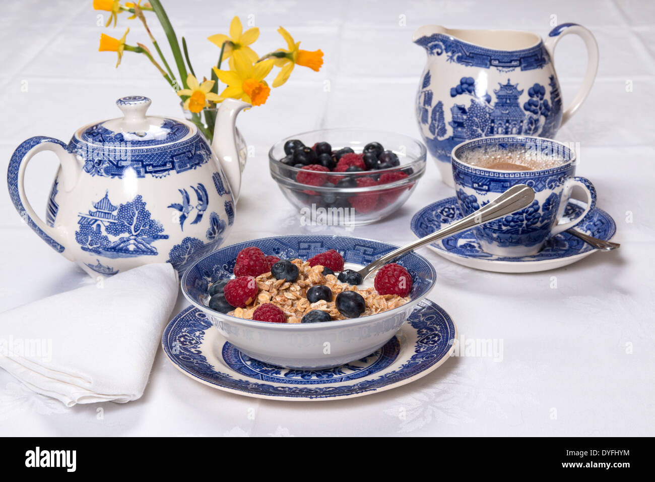 Crockery set hi-res stock photography and images - Alamy