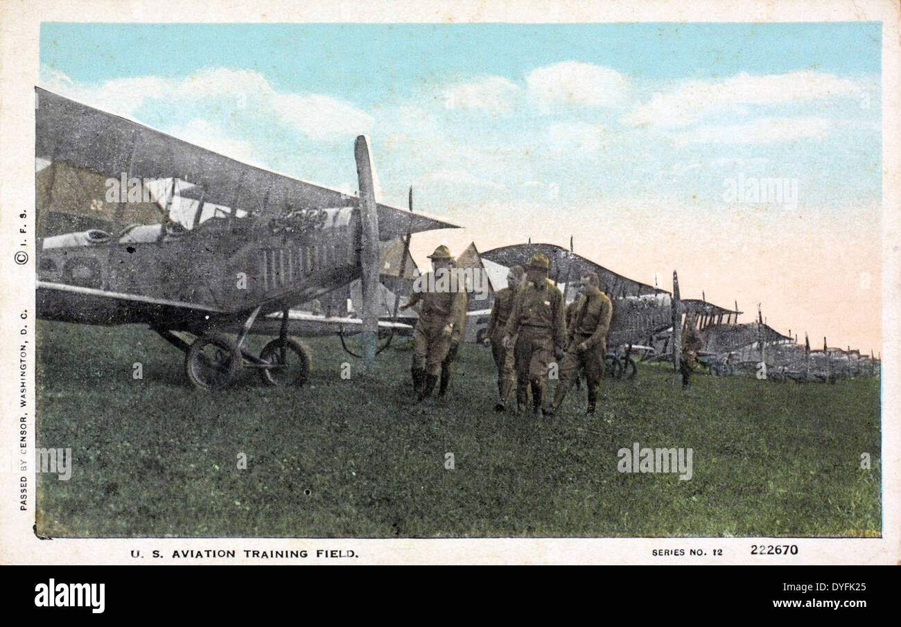 Aircraft field training hi-res stock photography and images - Alamy