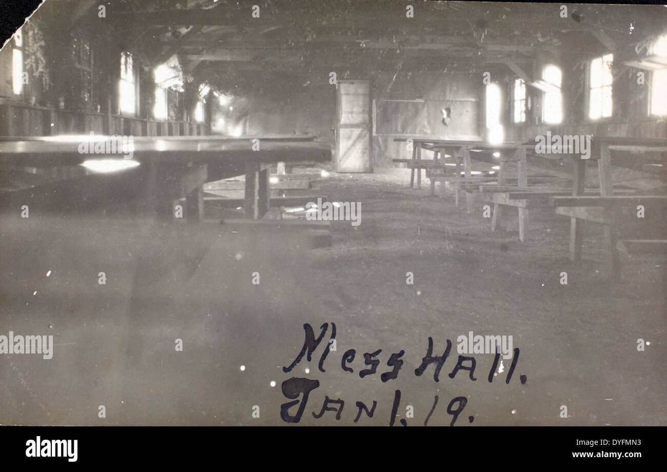 Military mess hall operations hi-res stock photography and images - Alamy