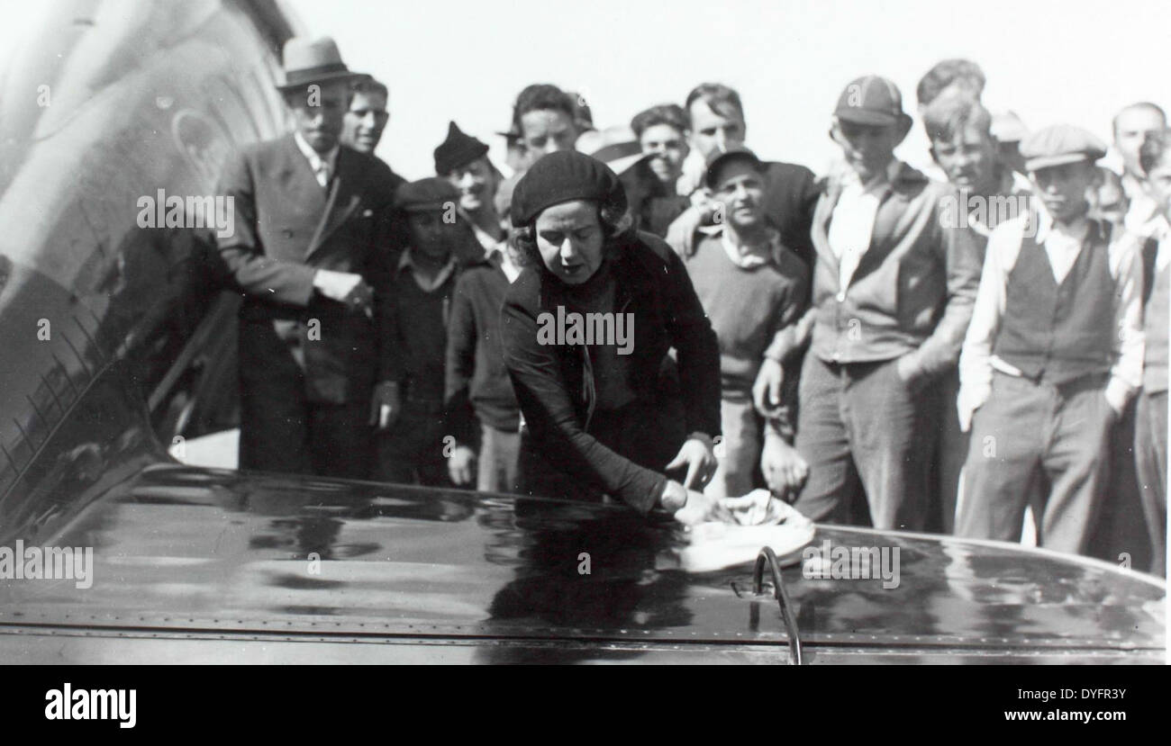 The Lockheed Model 9D Special Orion is a civilian aircraft that was ...