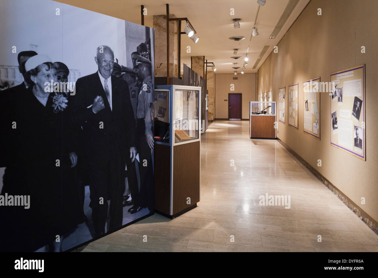 Dwight eisenhower presidential library hi-res stock photography and ...