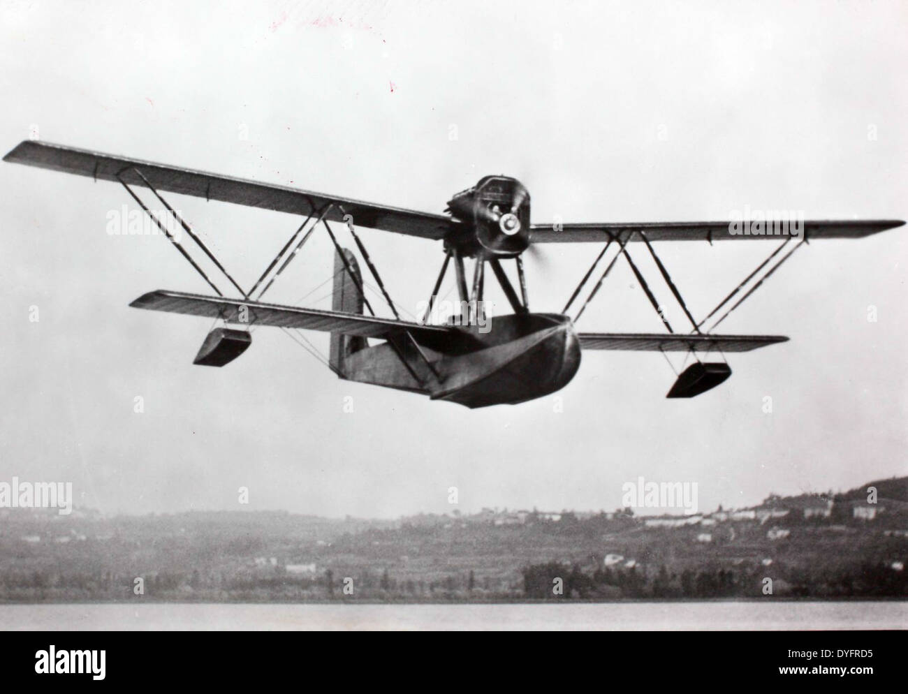 Seaplanes 1920s hi-res stock photography and images - Alamy