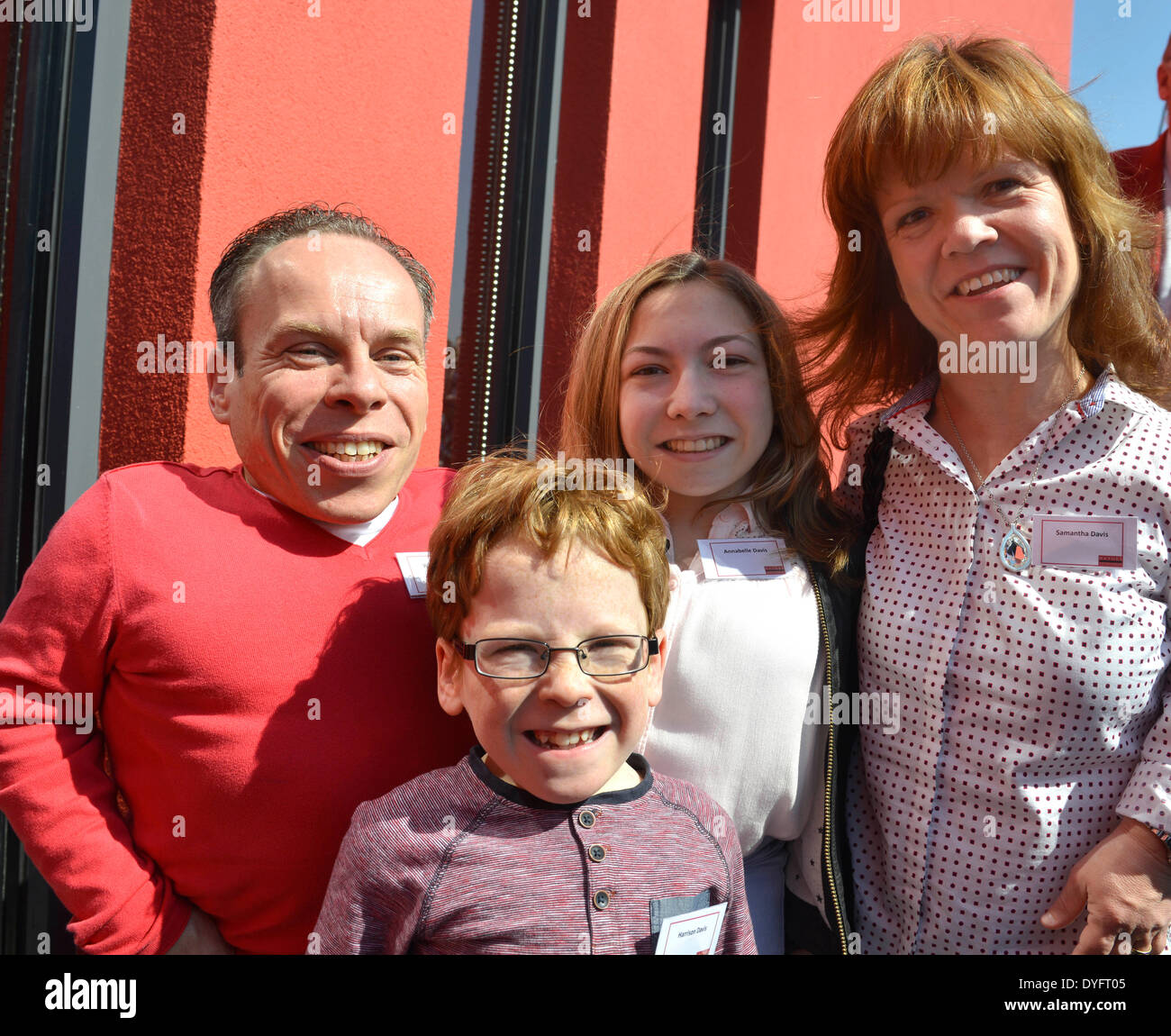Somerset, UK . 16th Apr, 2014. Actor Warwick Davis with his family ...
