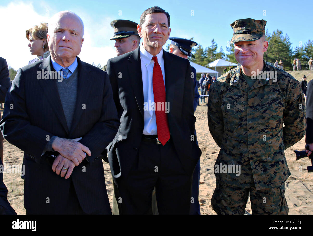 Stand in force exercise hi-res stock photography and images - Alamy