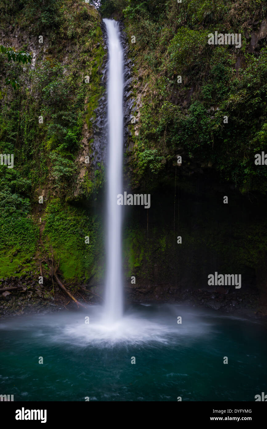 Costa rica la fortuna waterfall hi-res stock photography and images - Alamy