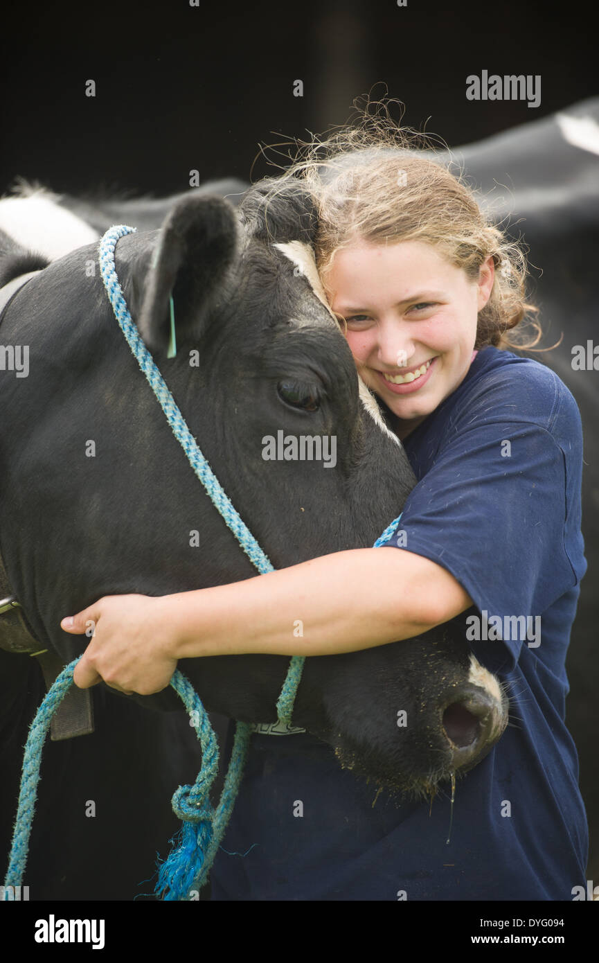 Woman farm cow hi-res stock photography and images - Alamy